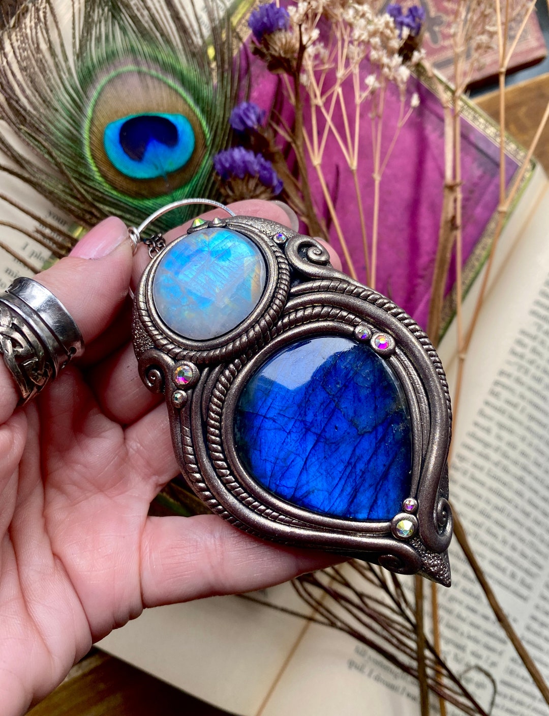 Cancer Moon Stunning Rich Blue Flash Labradorite & Vivid White Light ...