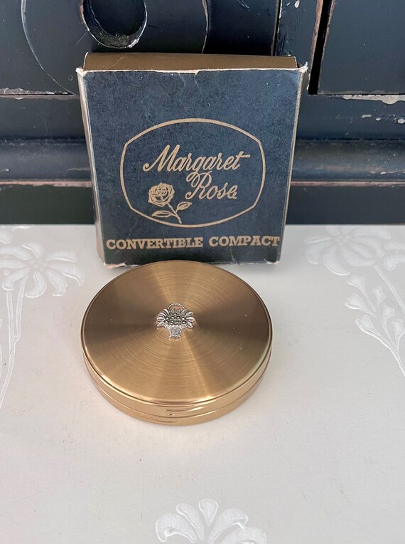 Vintage 1950s Margaret Rose Powder Compact, UNUSED, w… - Gem