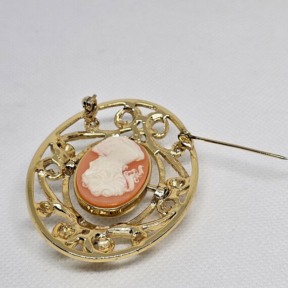 80s Double Sided Cameo & Pearl Brooch Pin Gold Tone - Gem