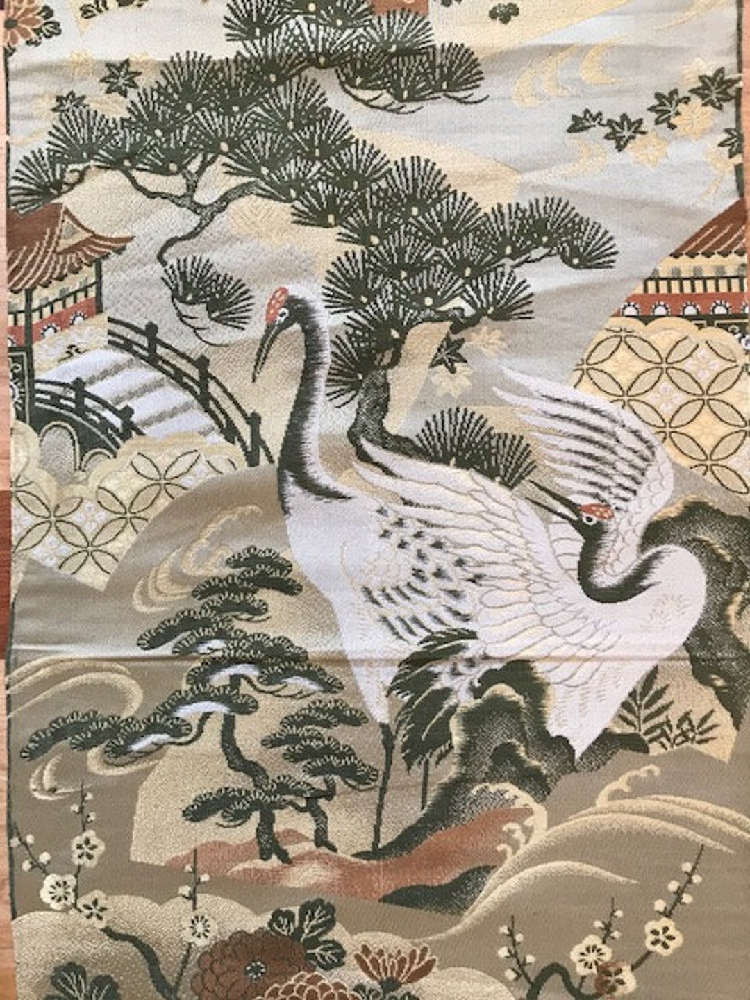 SF709 Cranes on a Green Gold Background - Etsy