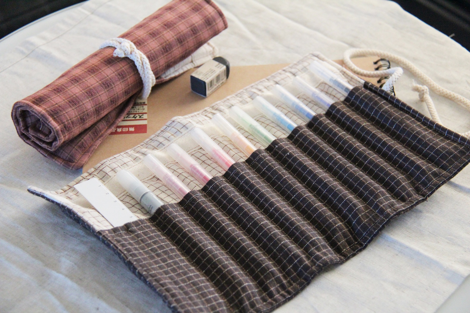Pencil Roll PDF Pattern & Tutorial - Etsy