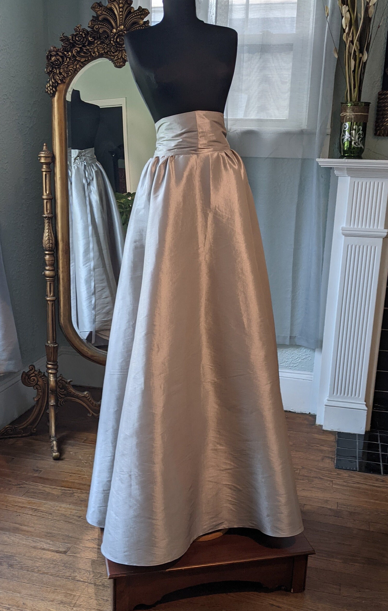 Full Renaissance Skirt Perfect Costume Piece for Princess - Etsy