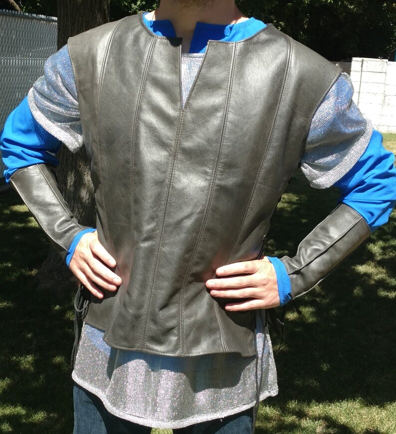Leather Viking jerkin for almost any manly roleCostume for a | Etsy