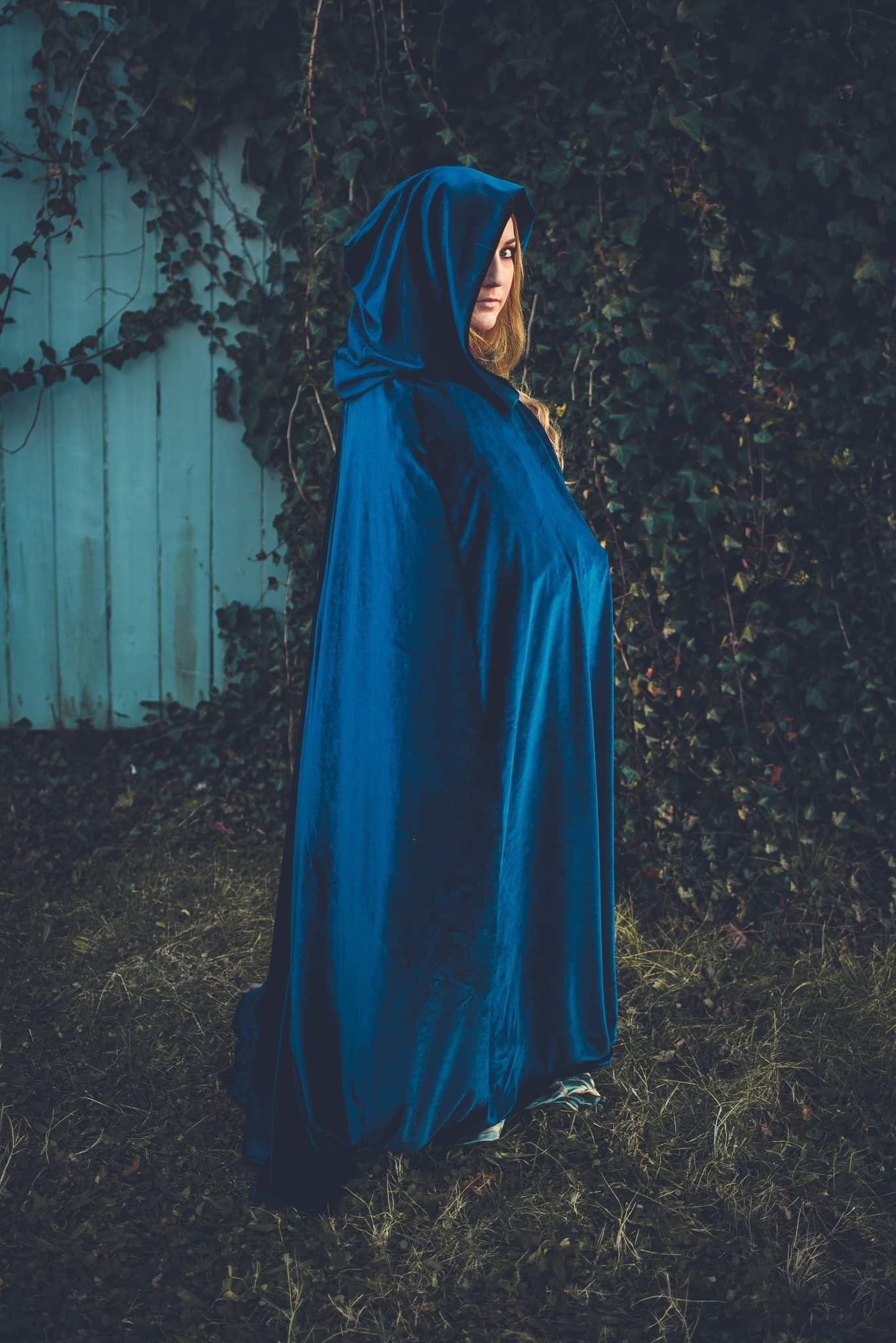 Handmade Velvet Hooded Cloak: Floor Length Costume - Etsy