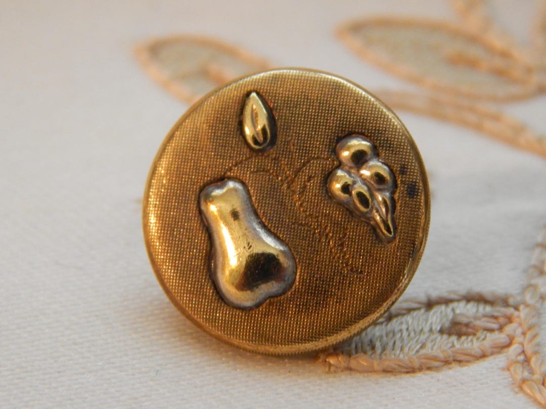 Pear With Leaf - Brass Antique Button With Pierced Top for Design to ...