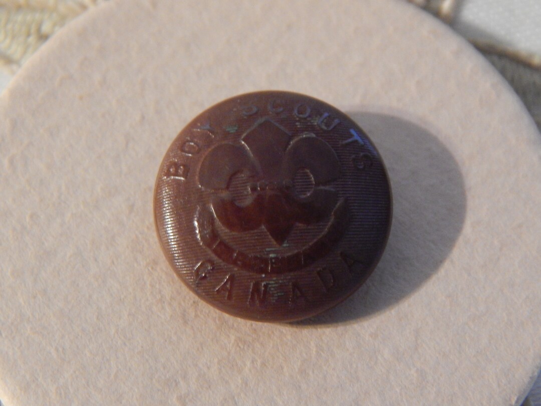 Boy Scouts Canada Button - Etsy