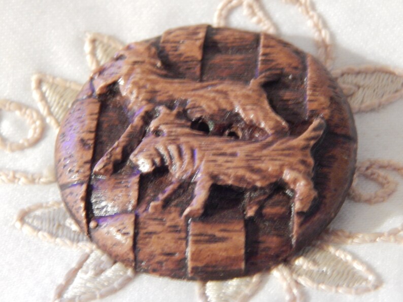 Scottie Dogs - Syroco Wood Button - Large Size - Etsy
