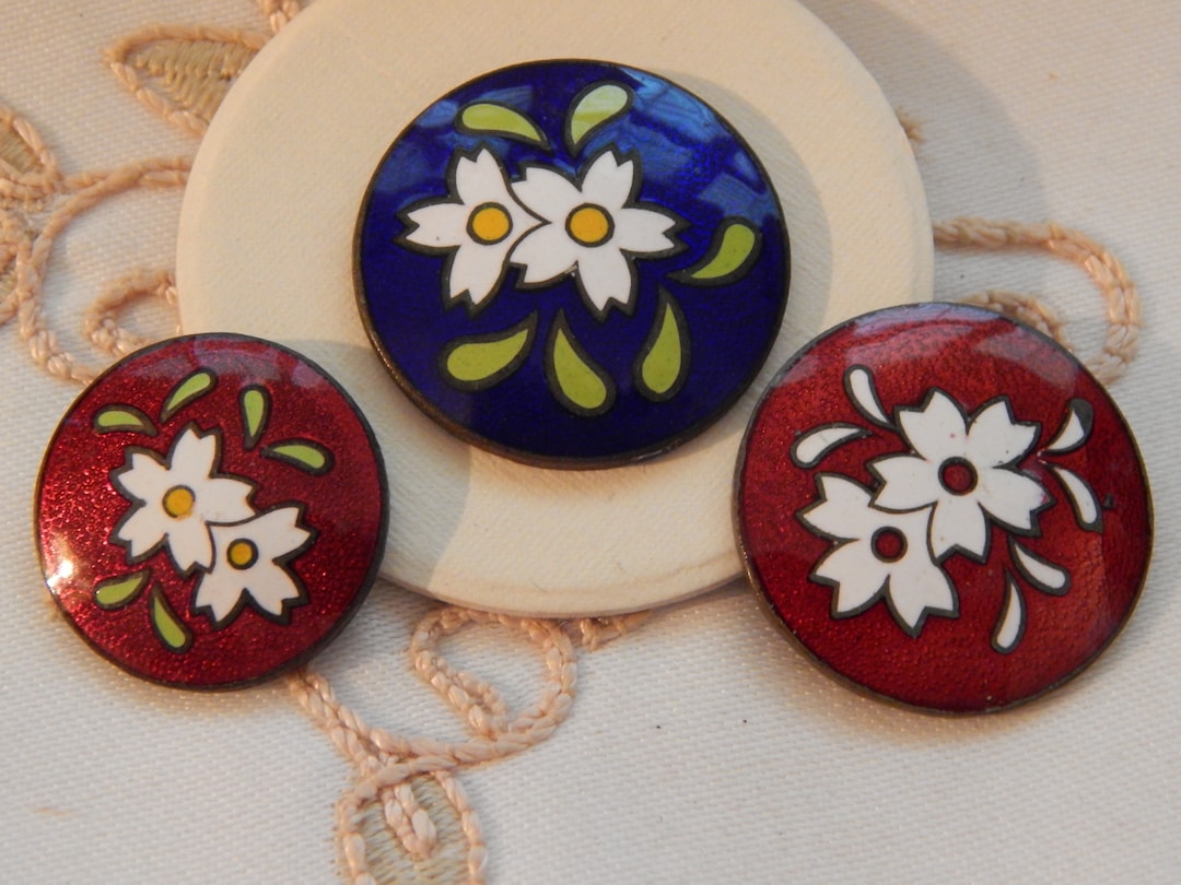 Floral Enamel Buttons - 3 Same Design Different Color - Etsy
