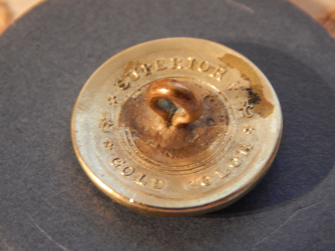 Golden Age Button With Arrows in the Design - Marked Superior Gold ...