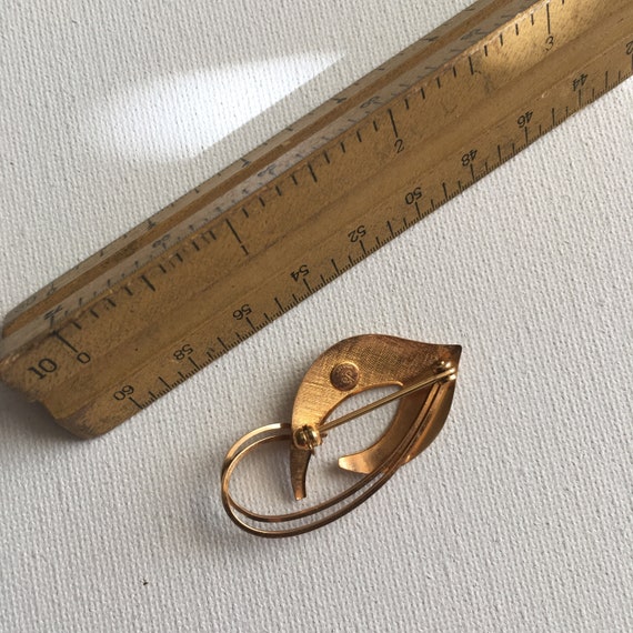 De Curtis Classic Mid Century Modern Brooch Cross Hat… - Gem