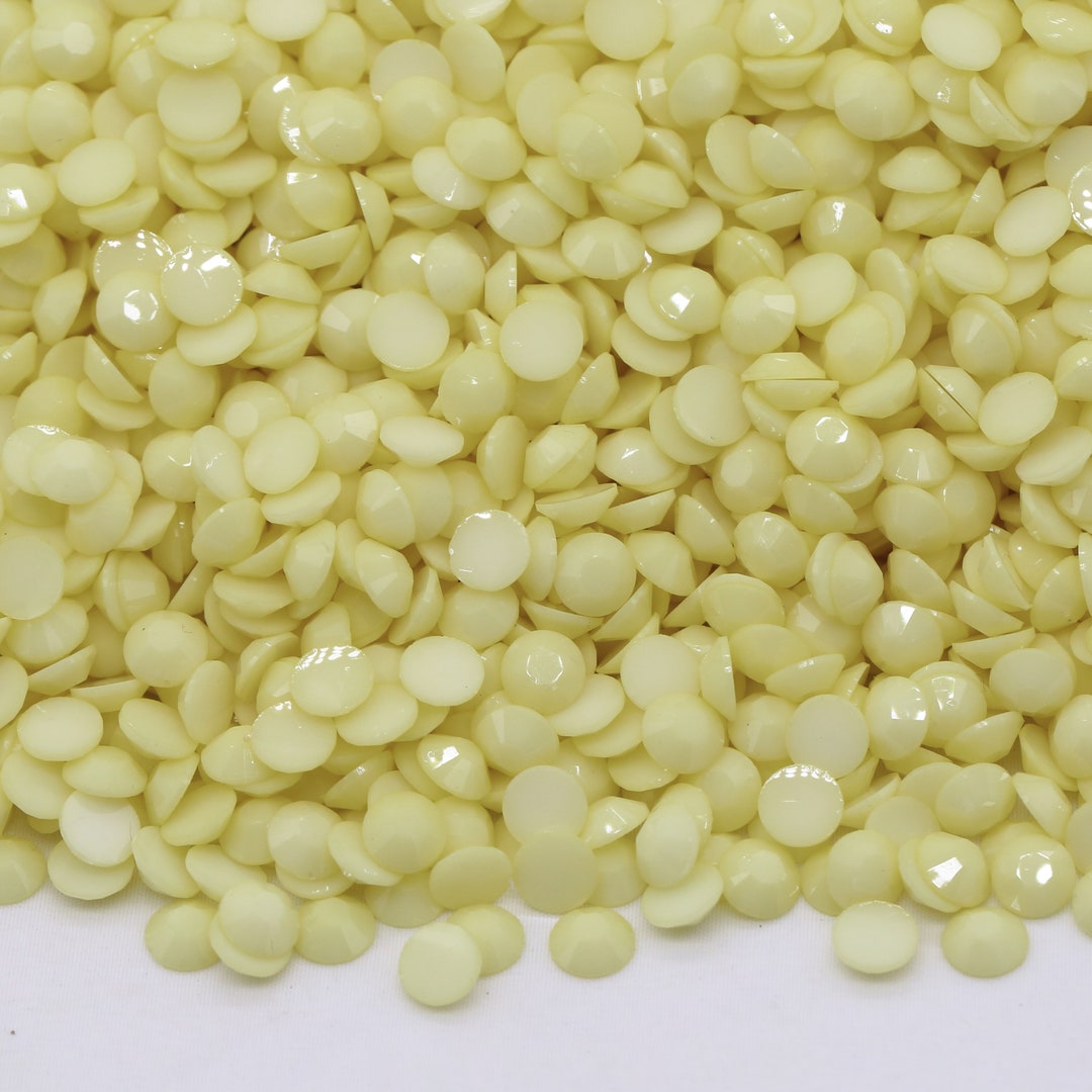 OPAQUE Light Yellow Flatback Jelly Resin Rhinestones With No Ab Coating ...