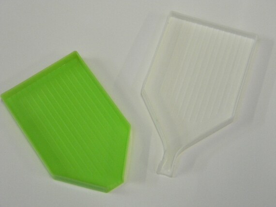 Rhinestone Sorting Shaker Tray Green or White Plate for - Etsy