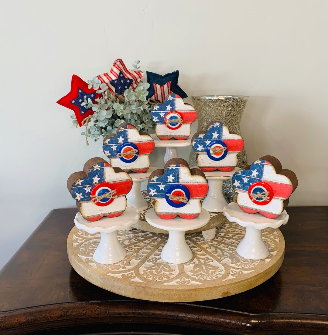 Patriotic Wood DAISY Flower Shelf Sitter Decor Distressed Americana ...