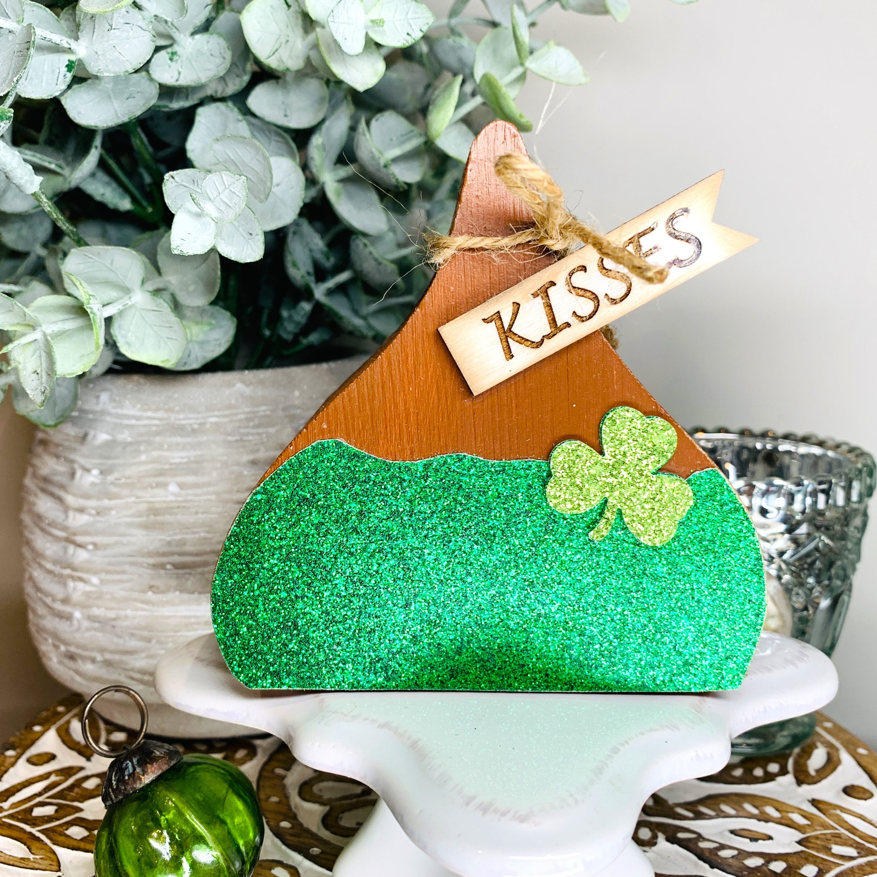 Chunky Chocolate Candy Hugs & Kiss, Shelf Sitter St. Patrick's Day Wood ...