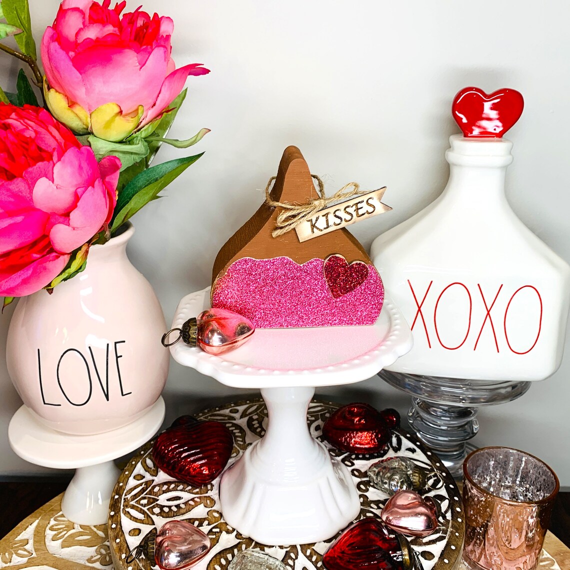 Chunky Chocolate Candy Hugs & Kiss, Shelf Sitter Valentine Day Wood ...