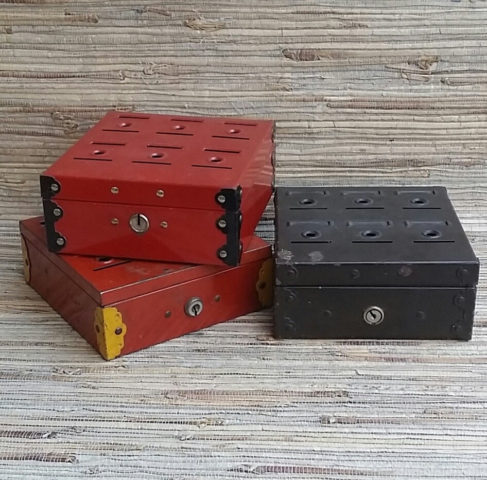 Home Budget Bank Boxes Red Black Tudor Metal Prod. Corp. New York USA