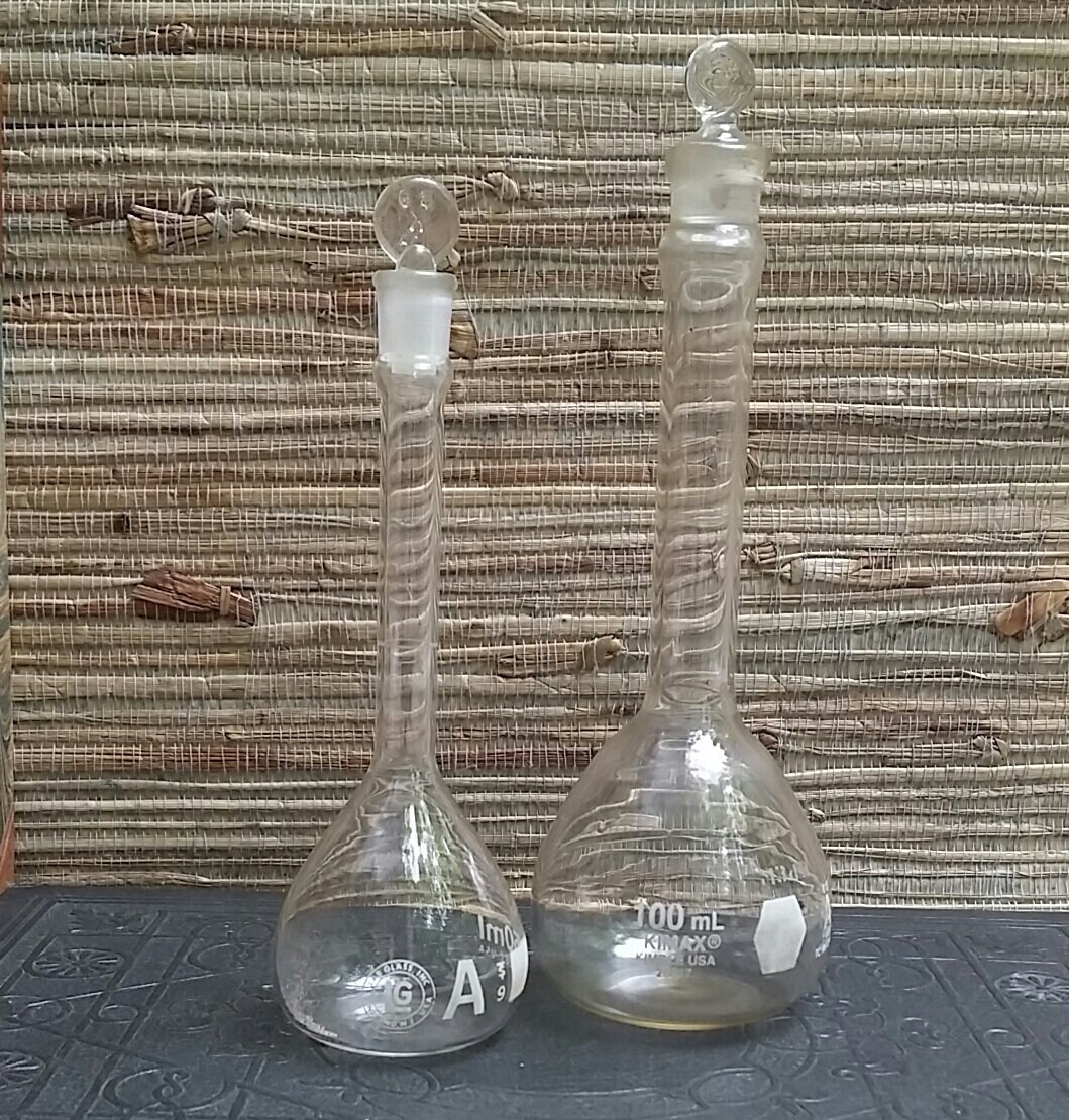 Two Vintage Volumetric Flasks With Ground Glass Stoppers 50 ml LG and ...