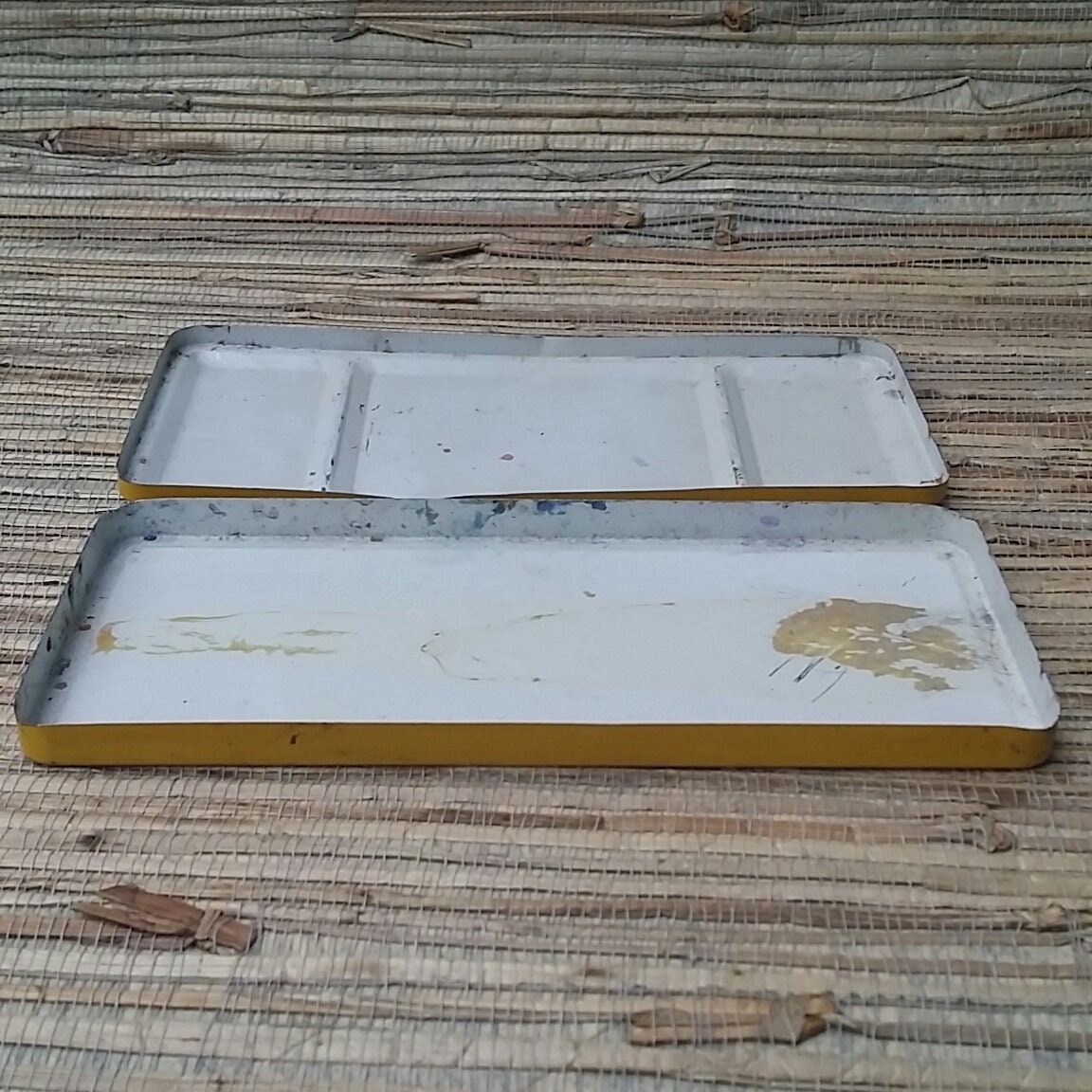 Vintage Yellow and Red Tin Water Colors Paint Box Lindsey's Artist ...