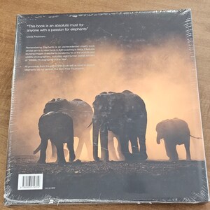 Book "remembering Elephants" Wildlife Photographers United. in Wrapper ...