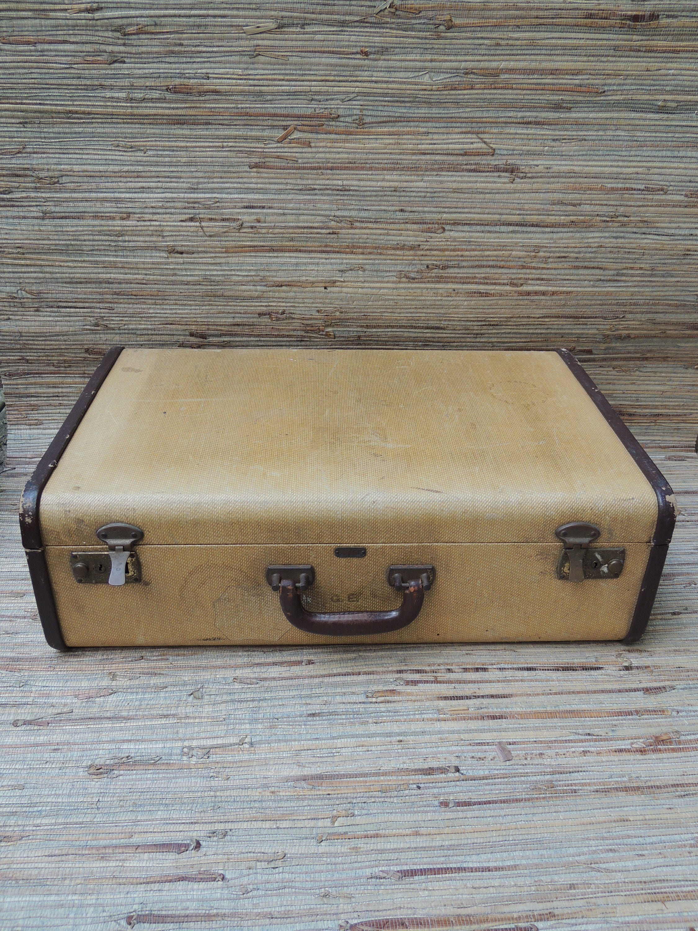 Vintage Mendel Cincinnati Tan Suitcase Old Luggage Satin Lined
