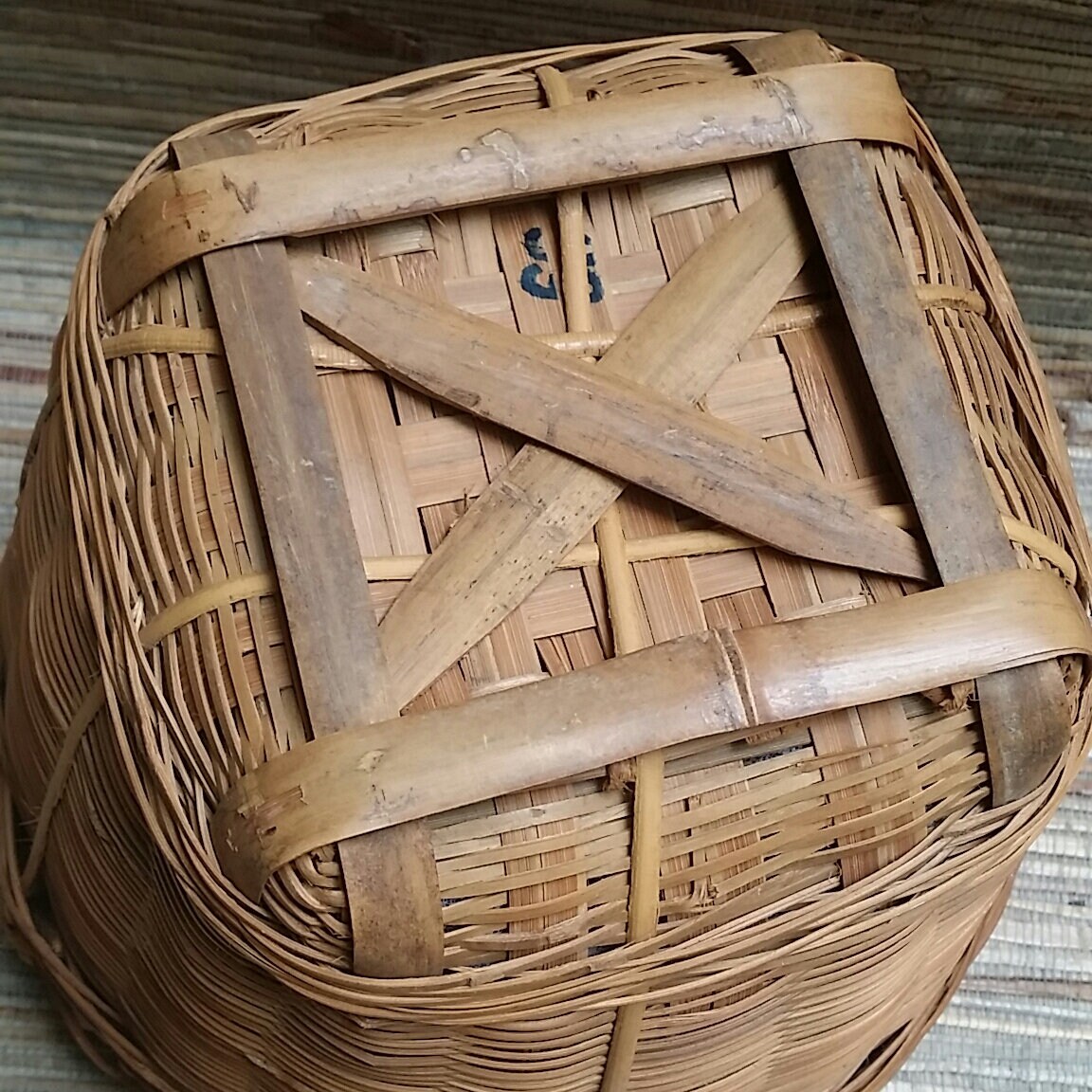 Vintage Chinese Lined Bamboo Basket Traditional Work Basket