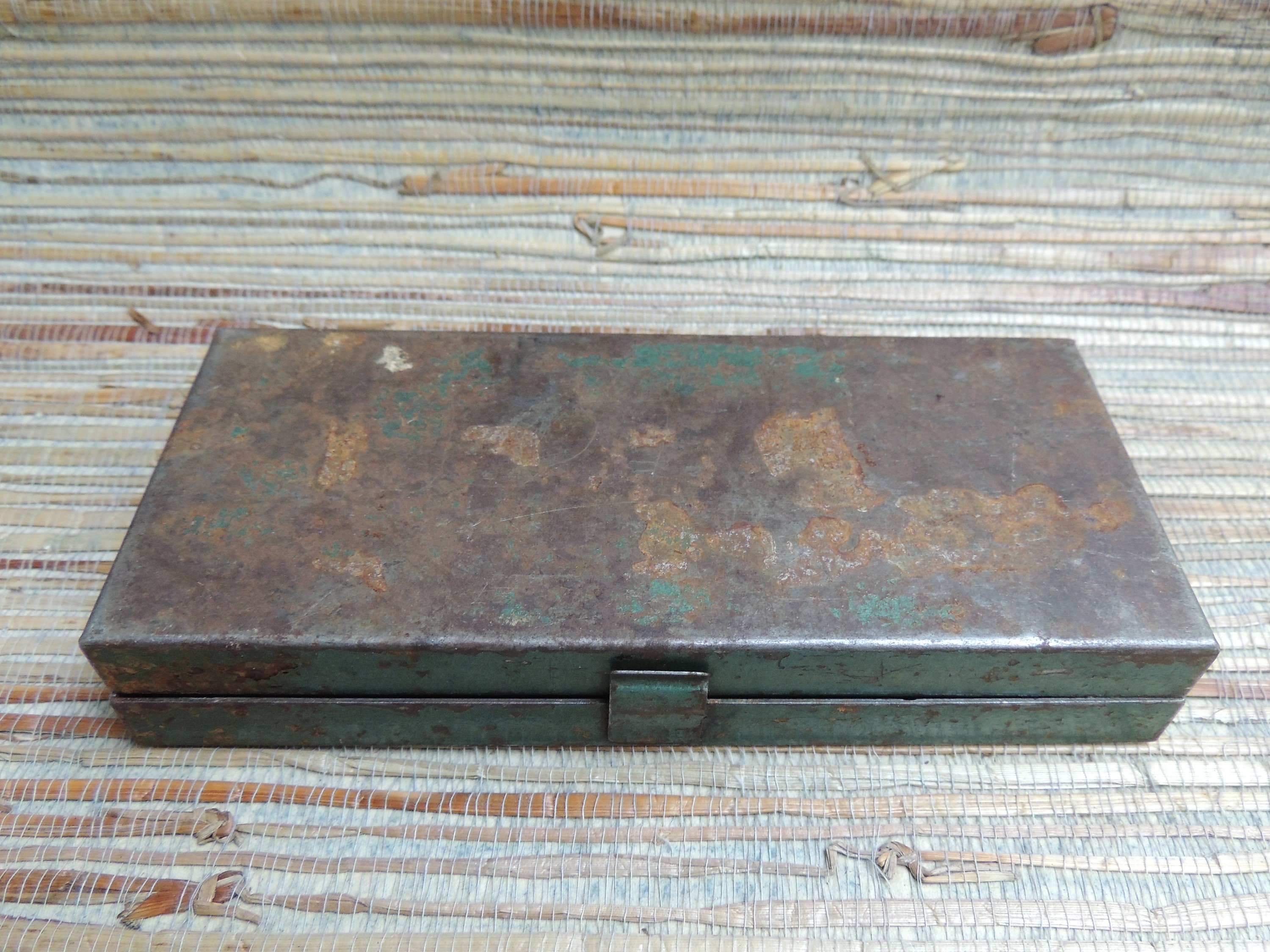 Rusty Green Metal Smyle Box Vintage Tool Box Rustic Patina