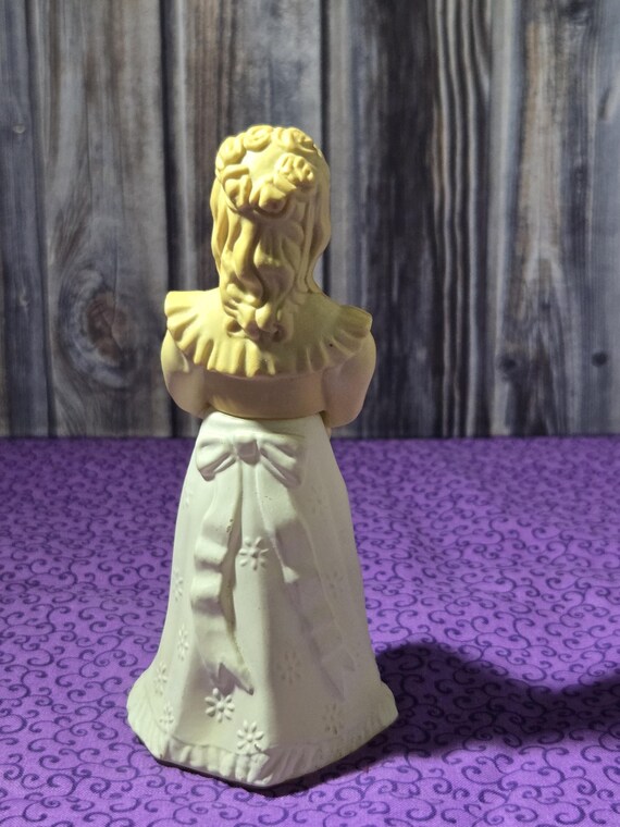 Vintage Avon Flower Girl perfume bottle - Gem