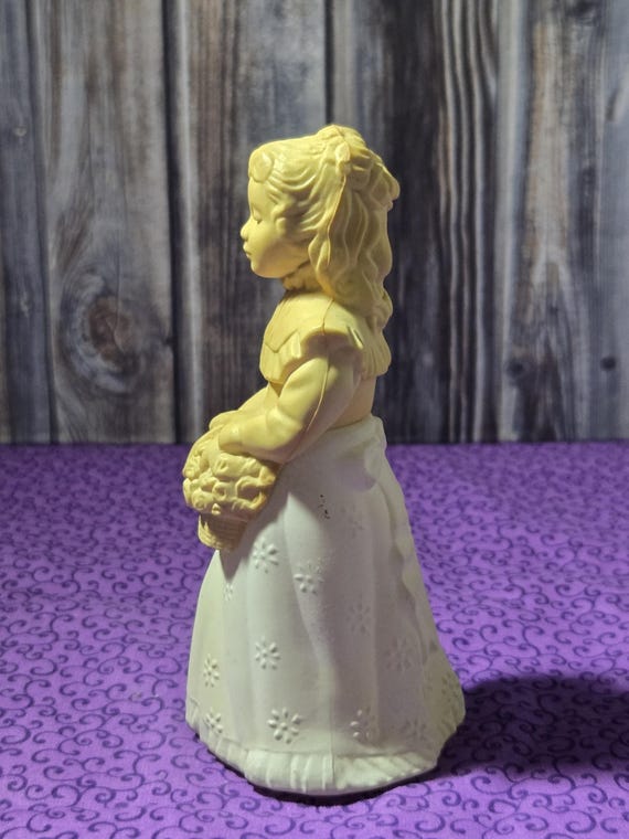 Vintage Avon Flower Girl perfume bottle - Gem