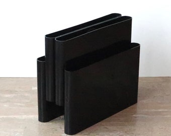 Black Plastic Magazine Rack by Giotto Stoppino for Kartell - Etsy
