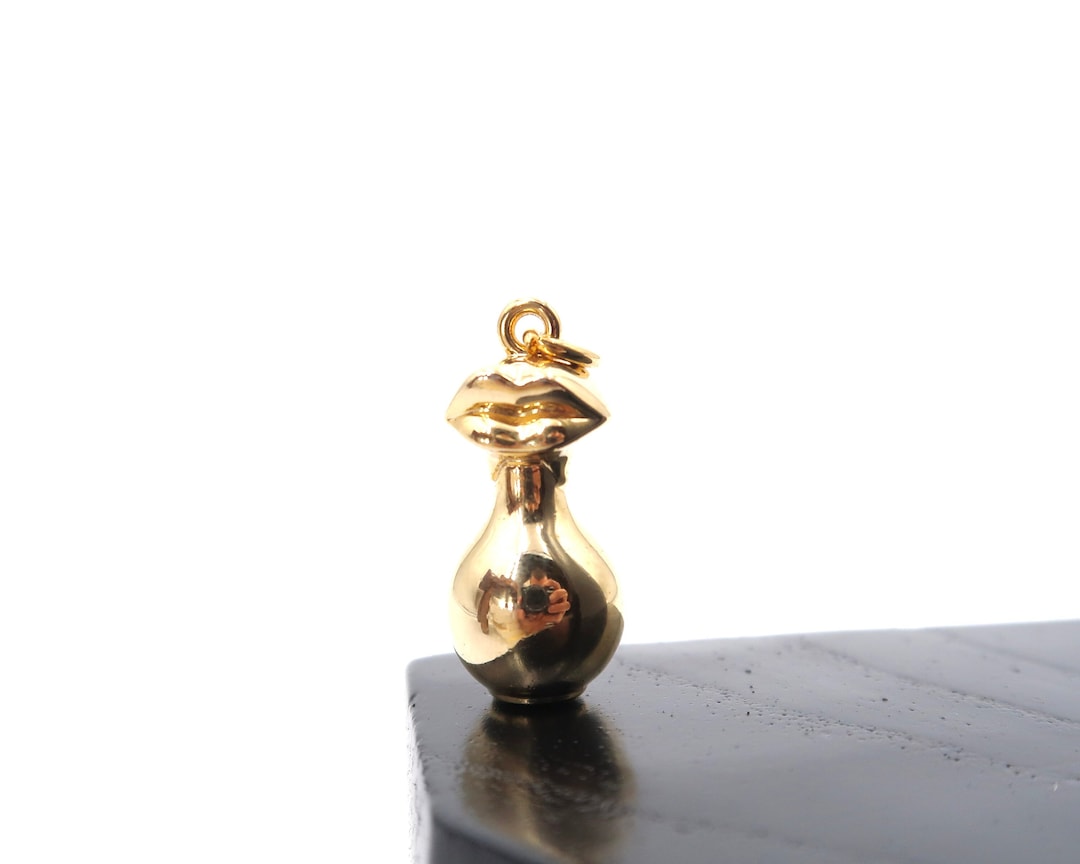 Original and Rare : Salvador Dali Gold Plated Pendant "mouth ", Vintage ...