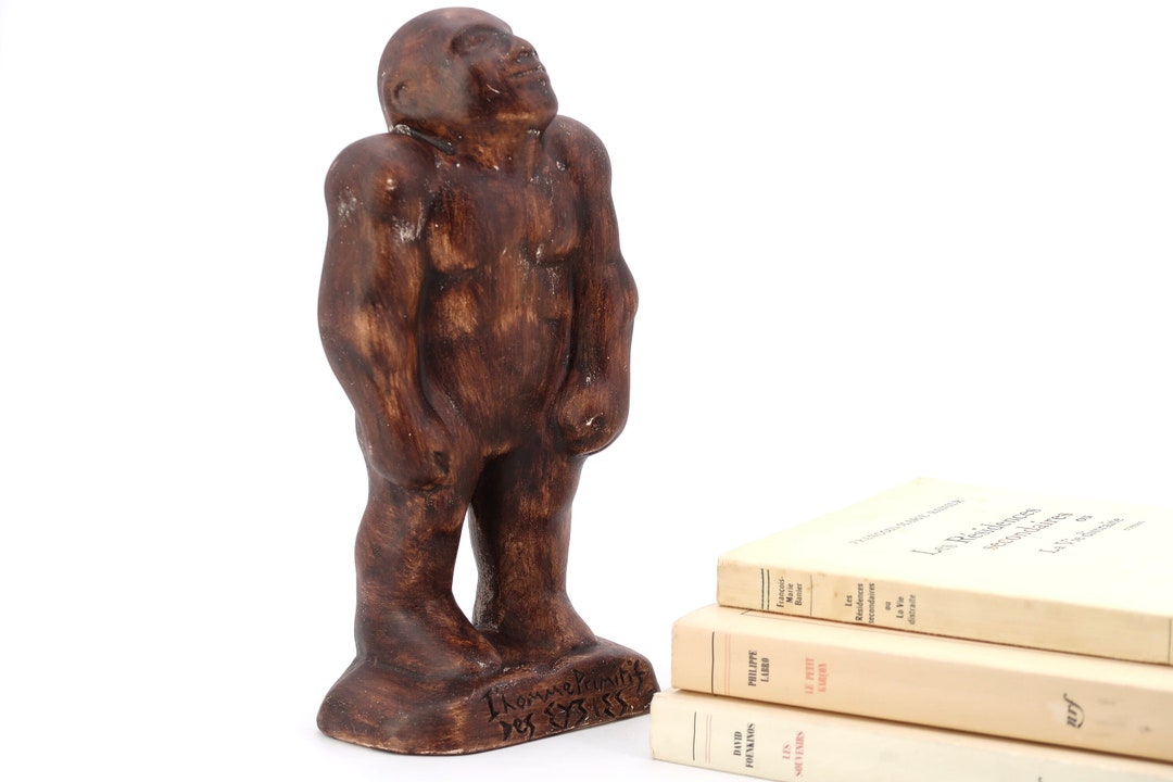 French Statue of Eyzies Primitive Man, Vintage / Prehistoric, Cro ...