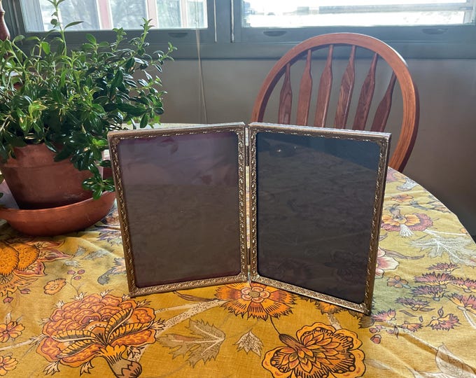 Vintage Gold Metal Bi Fold Picture Frame 7 X 5 Double Picture Frame ...