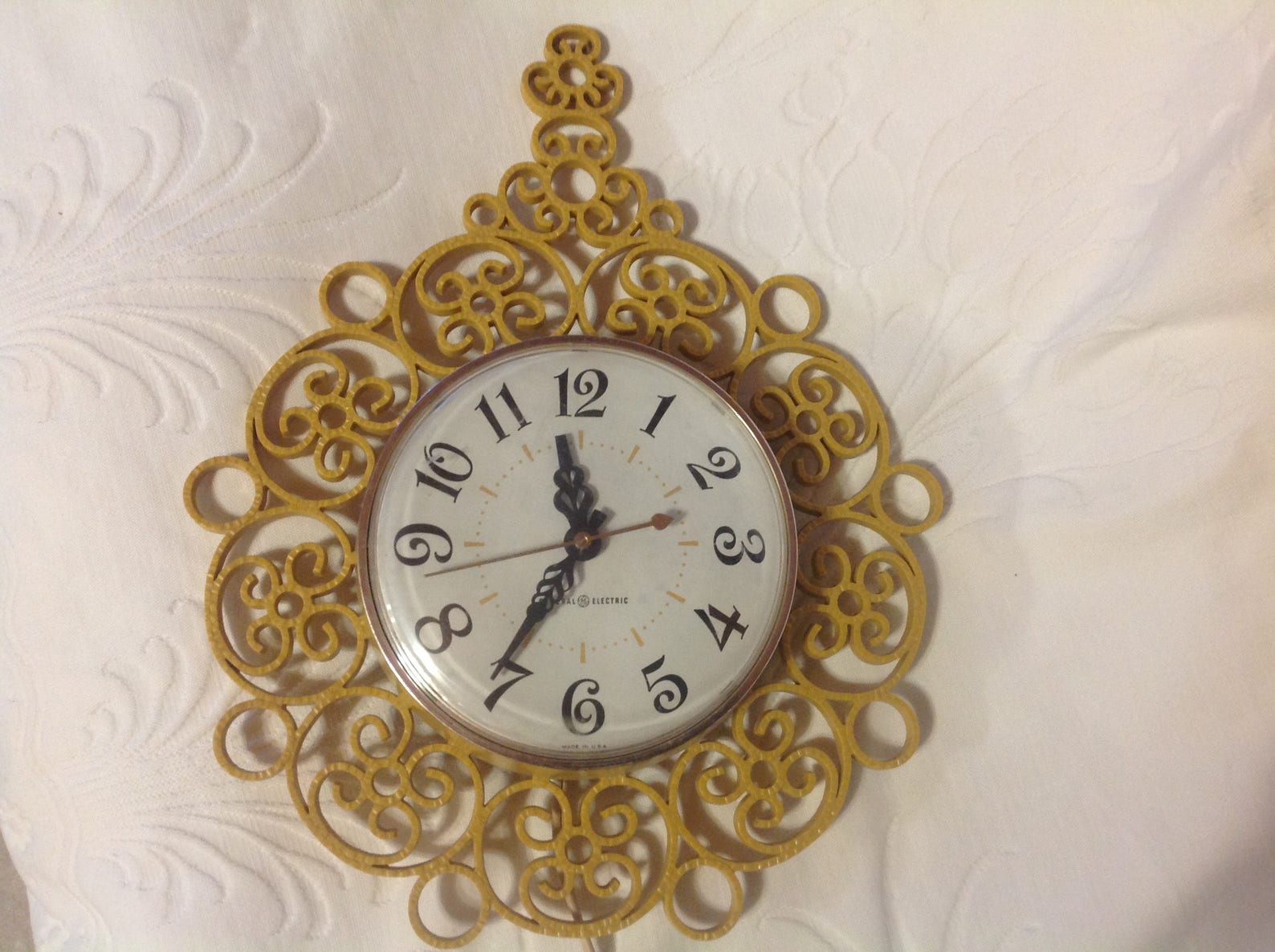 Scrolled Wall Mount Electric Clock by General Electric Kitchen - Etsy