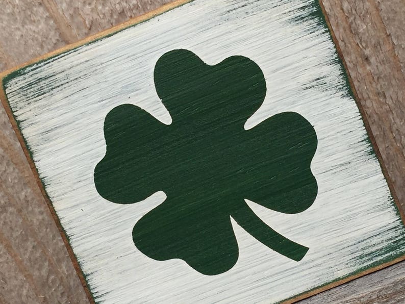 Distressed Clover Block, St. Patrick's Day Decor, Irish Decor - Etsy