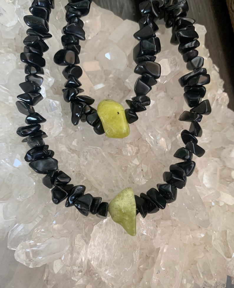 Jade and Obsidian Necklace With a Copper Toggle Clasp - Etsy