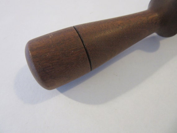 Vintage Walnut Wood Cracker Nut Cracker Easy Crackin'… - Gem