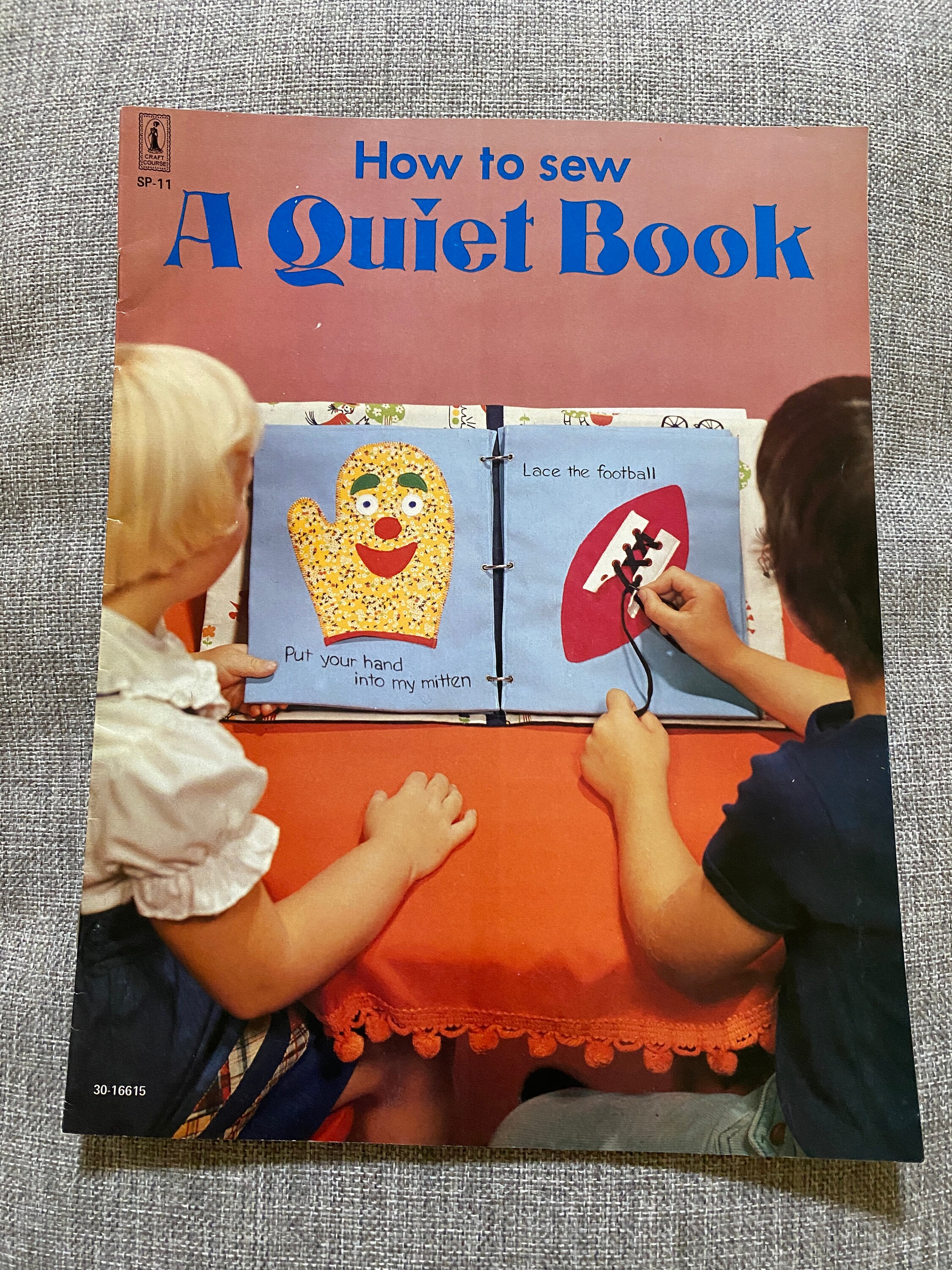 How to Sew a Quiet Book Craft Course Publishers 1977 - Etsy