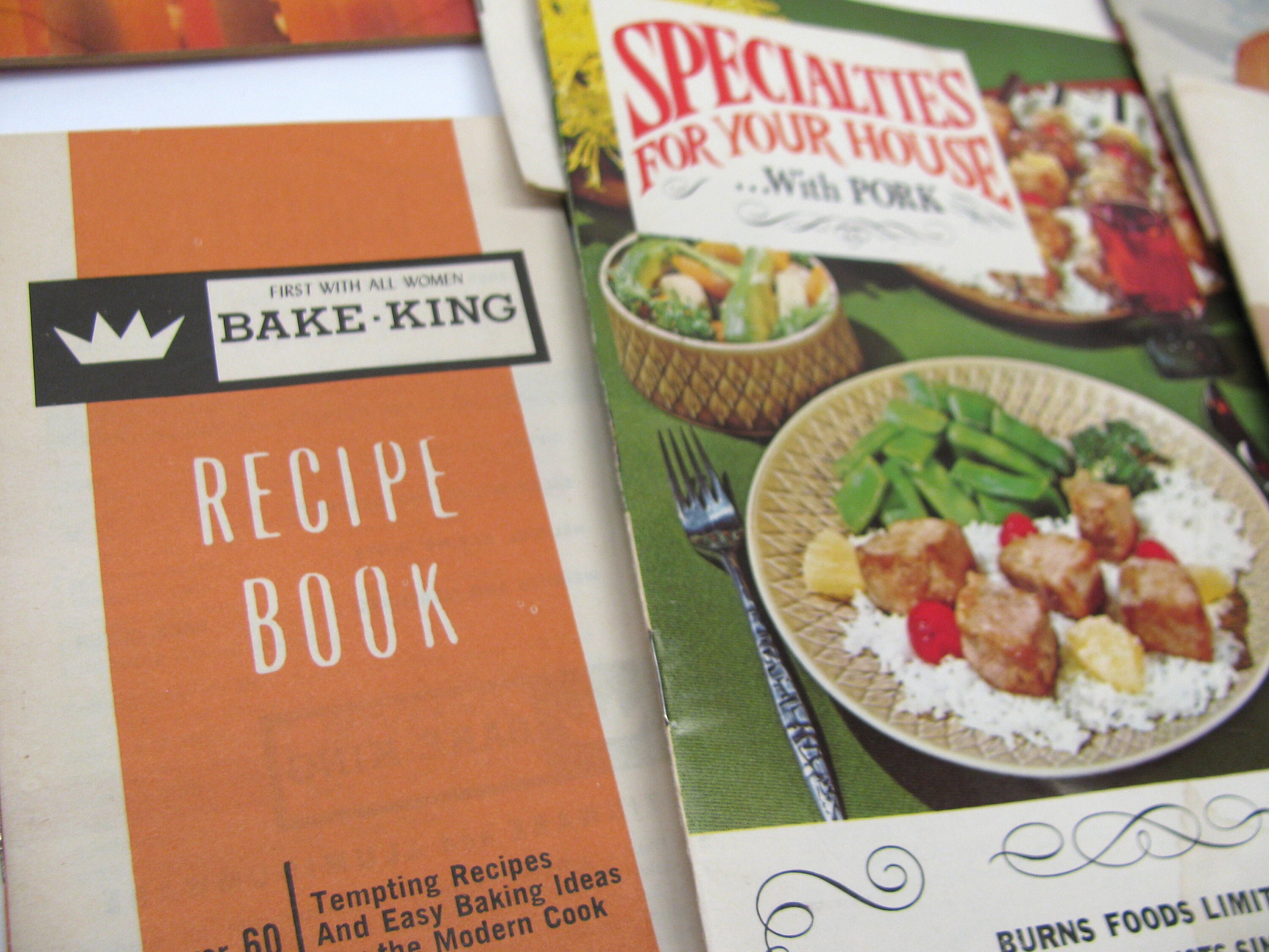 10 Vintage Cook Books & Pamphlets From the 1950s and 1960s Recipe Books ...