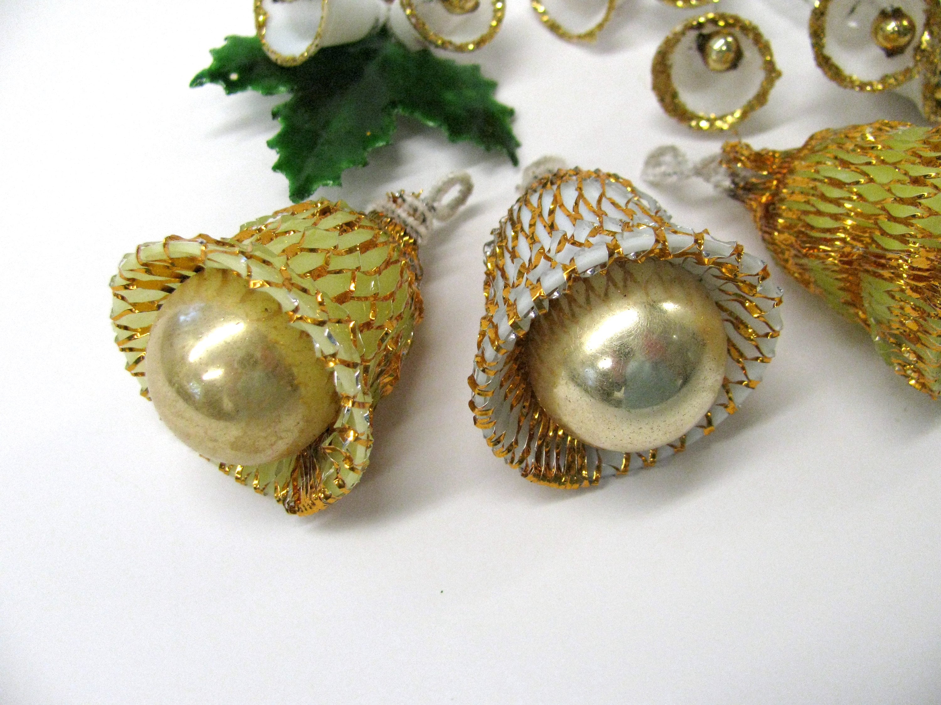 Vintage Christmas Bell Decorations - Bell Ornaments, Gold Glitter Bells ...