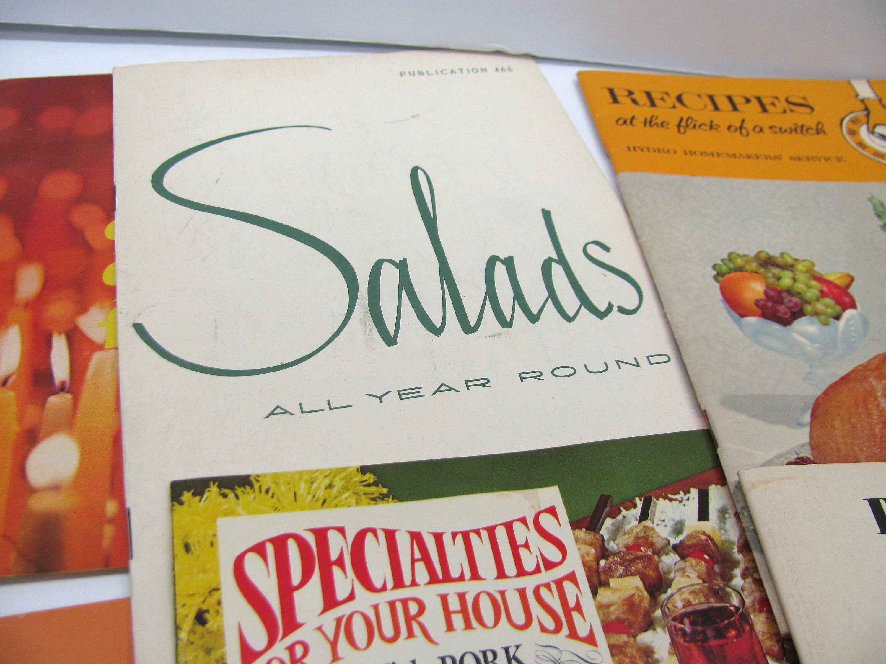 10 Vintage Cook Books & Pamphlets From the 1950s and 1960s Recipe Books ...