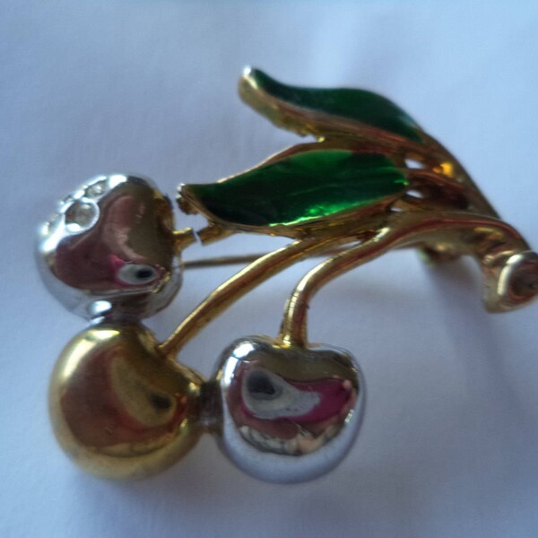 Cherry Brooch - Etsy