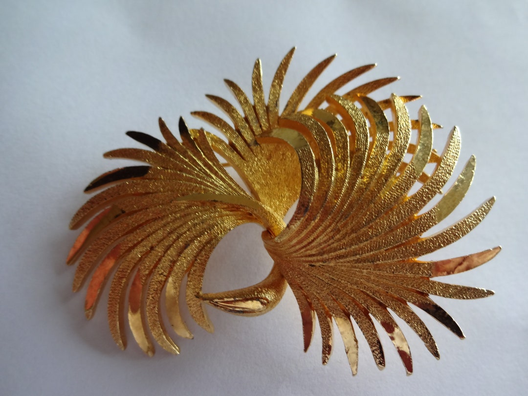 Vintage Sphinx Goldtone Brushed Phoenix Bird Brooch/pin Very Classy - Etsy
