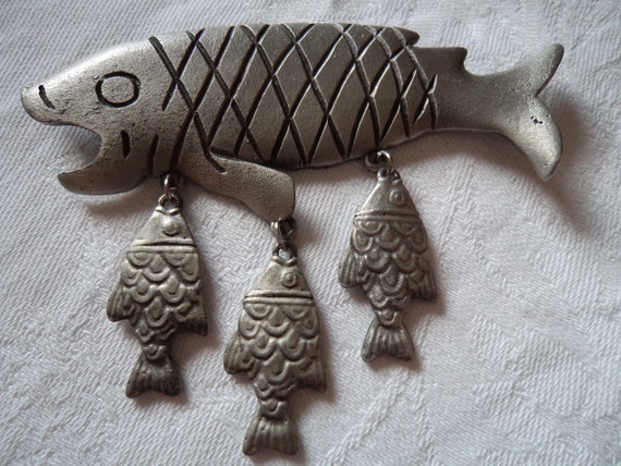 Vintage Signed JJ Silver Pewter Fish Dangler Brooch/pin - Etsy