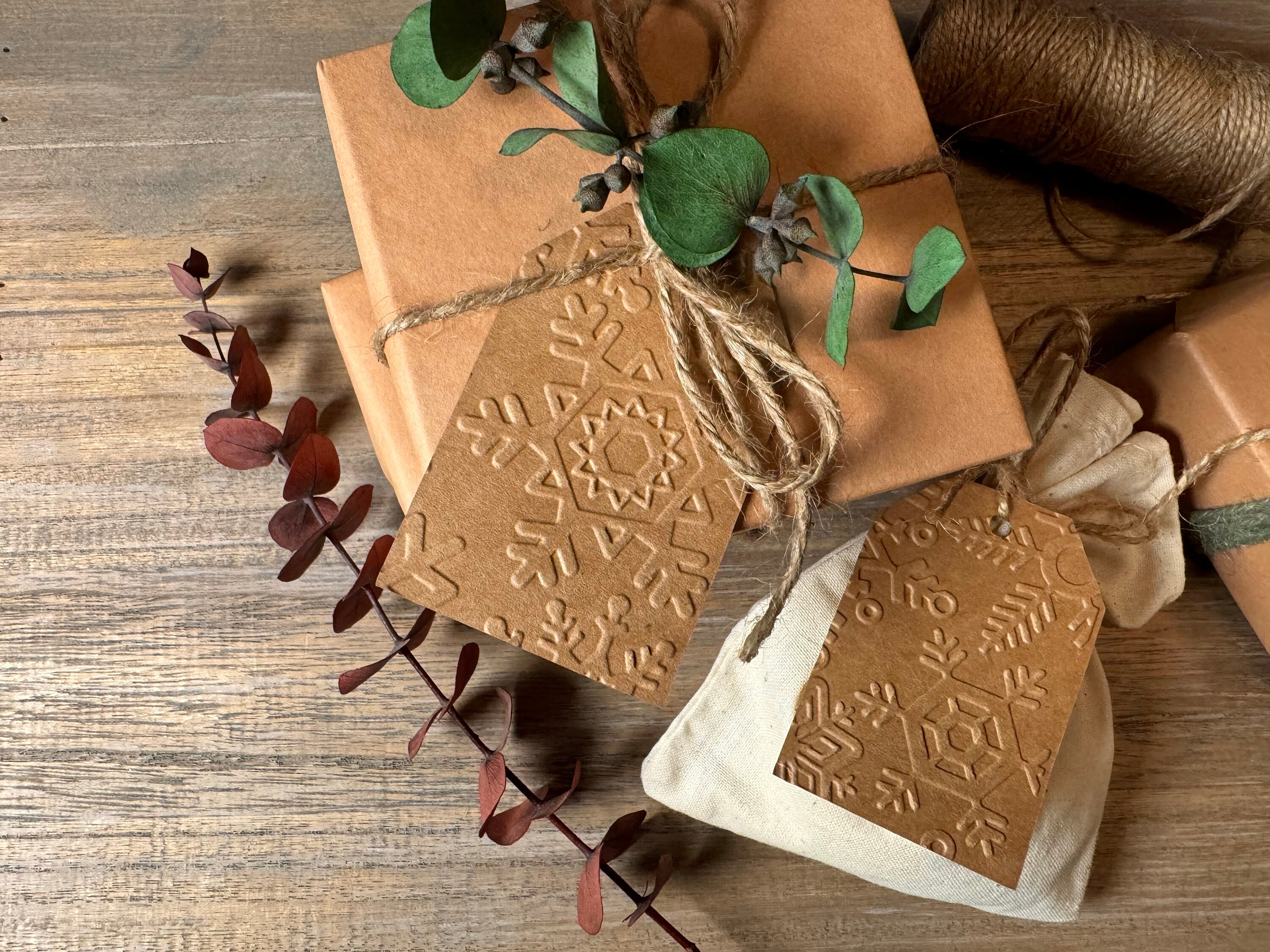 Embossed Holiday Gift Tags - 25 Paper Tags - Etsy