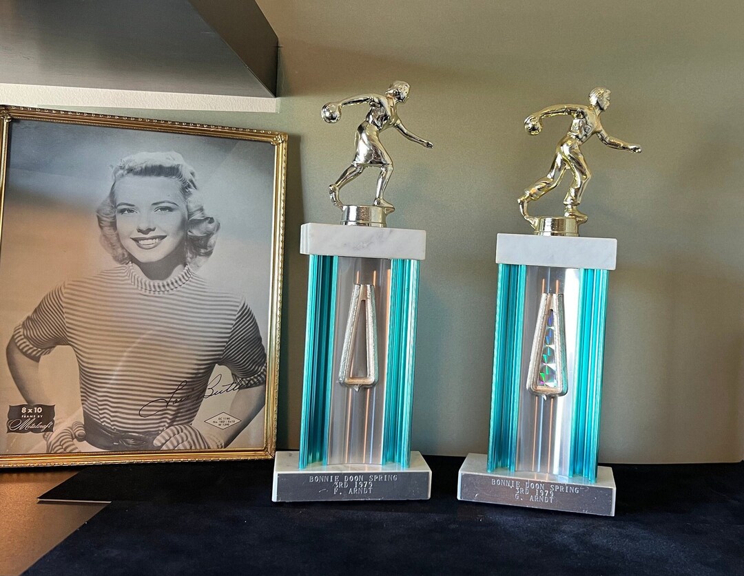 Vintage Bowling Trophy Trophy Bookends Retro 1970's Sports Den Man Cave ...