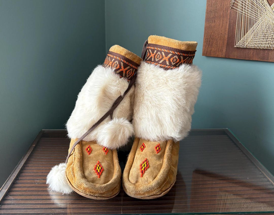 Vintage Mukluks Tall Moccasin Boots Handmade Canadian Indigenous Moose ...