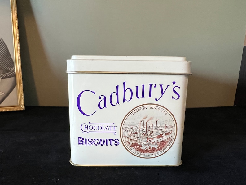 Vintage Cadbury Chocolate Fingers Tin Collectible Candy Chocolate Tin ...