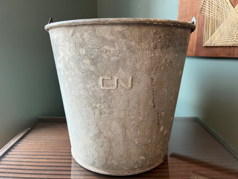 Vintage Railroad Bucket Galvanized Metal Pail CN Rail Collectible - Etsy