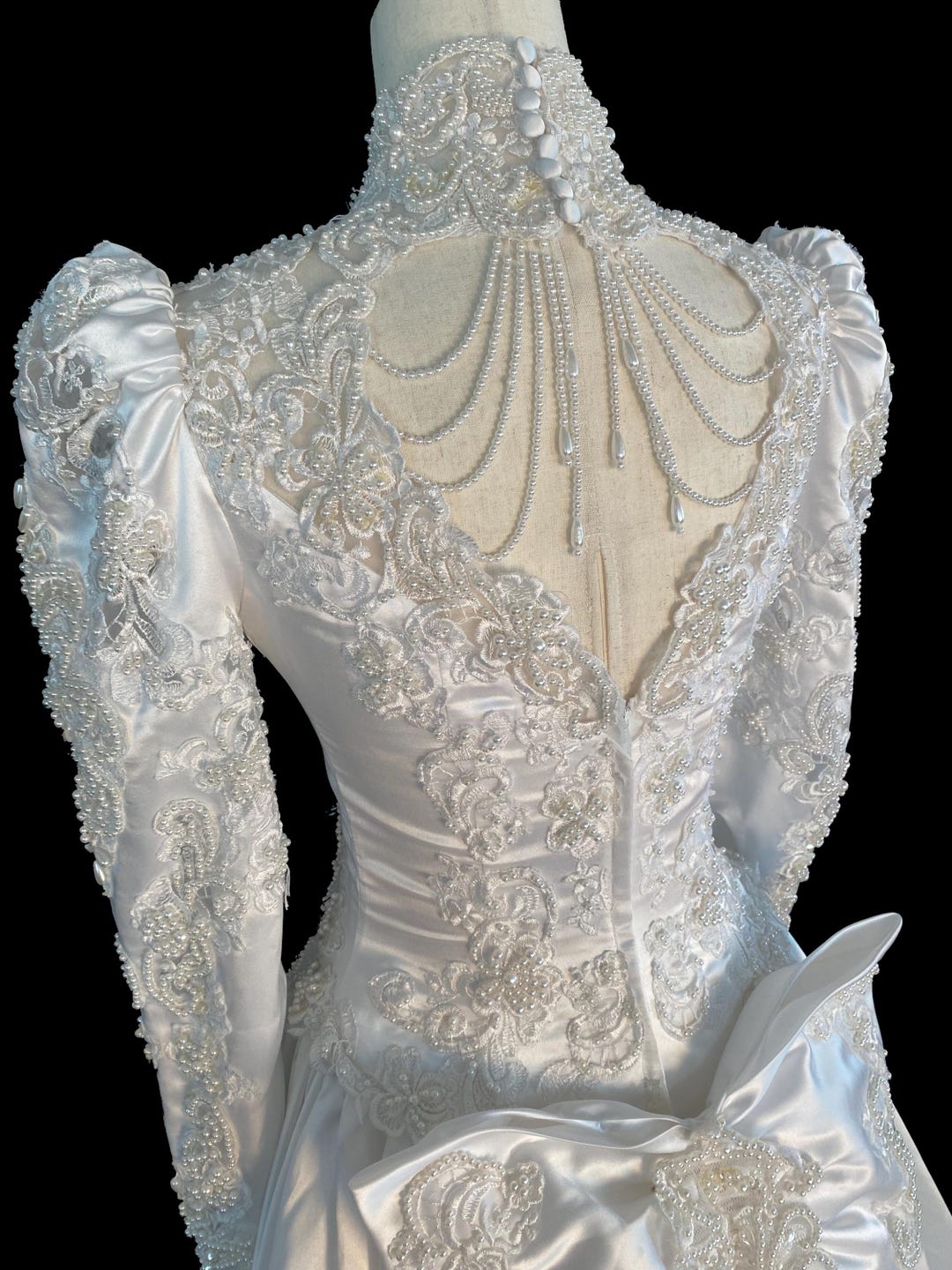 Fit for a Queen! Heavily Beaded Gloria Vanderbilt Vintage 80s Bridal ...