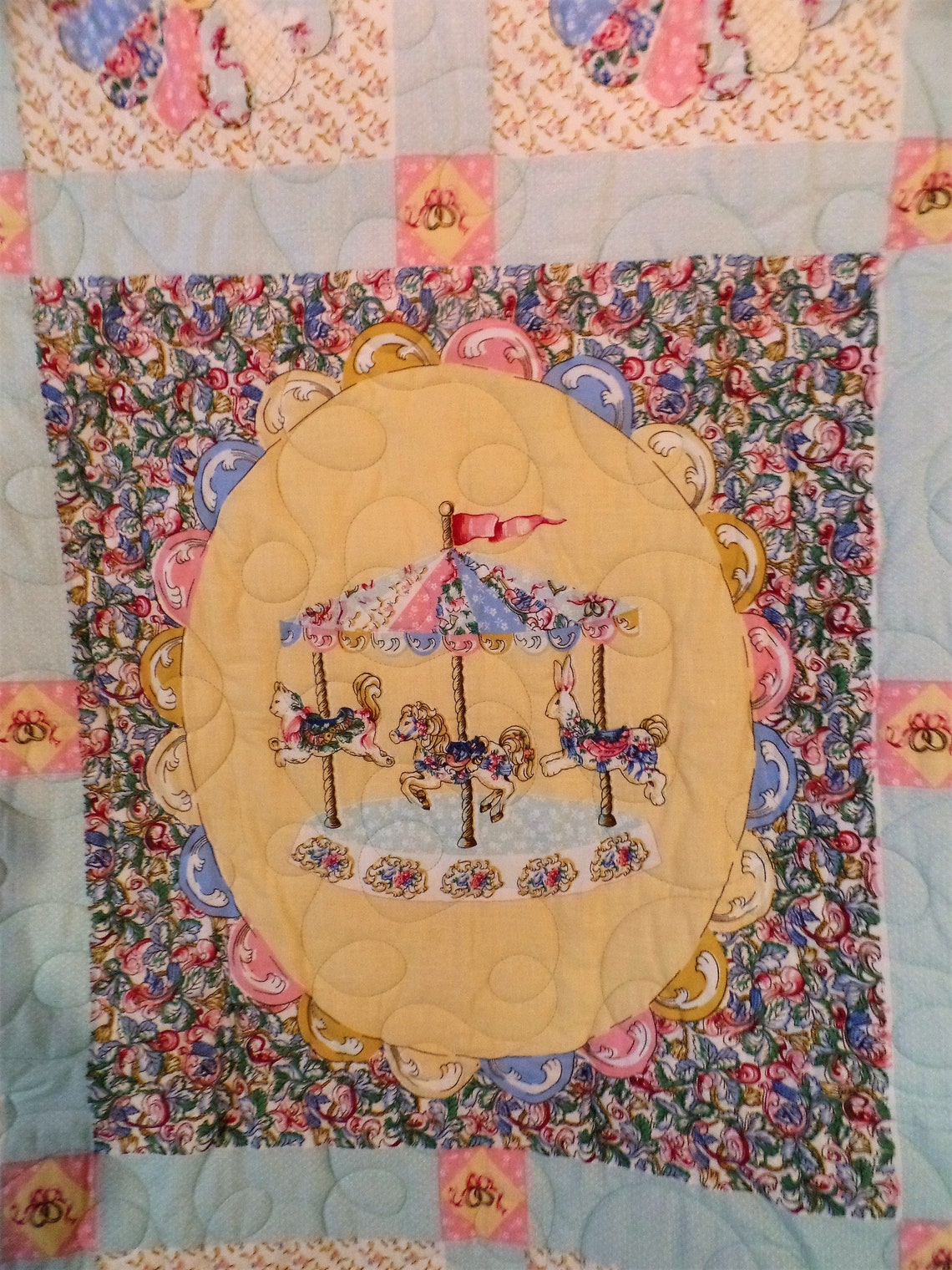 Merry-go-round Baby Quilt - Etsy